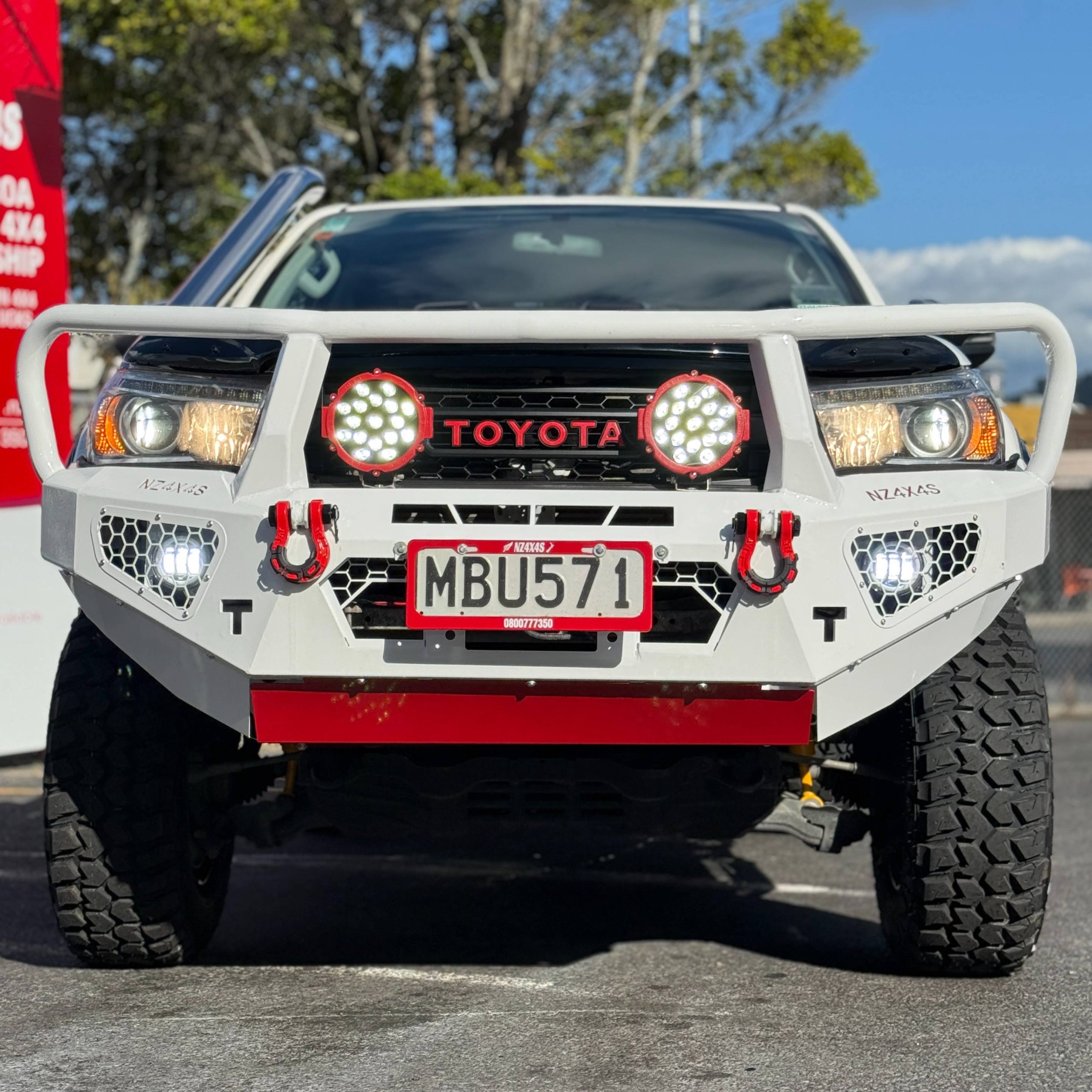 LIFTED 4X4 2019 HILUX SR5 – NZ4X4S
